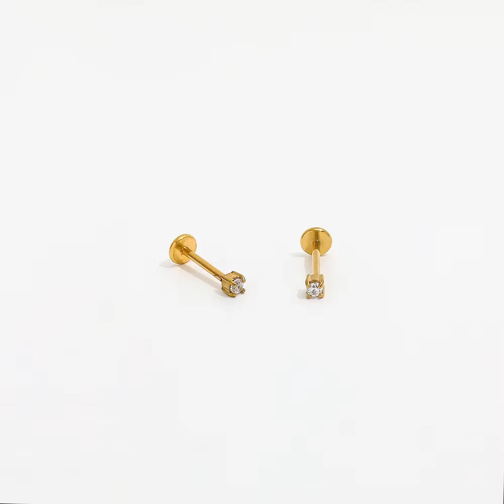 Tara Studs 2mm- 18k Gold Plated – Reynesaa